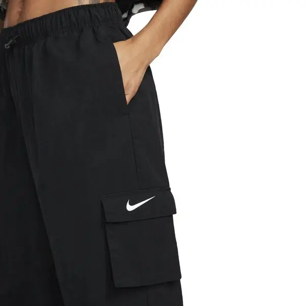 Nike Essential Cargo Pants