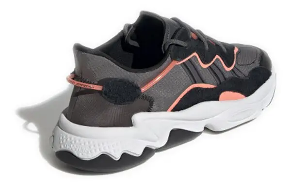 Adidas Ozweego Sneakers