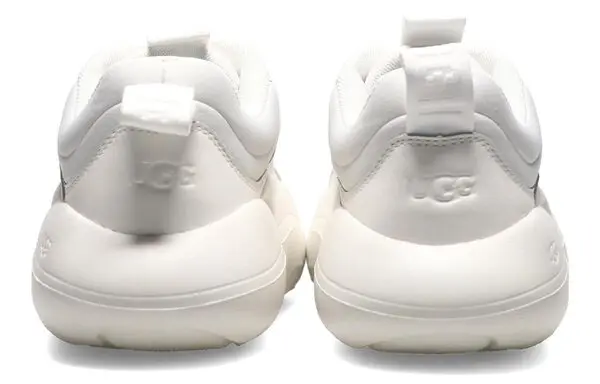 UGG La Cloud Trainer "triple - White