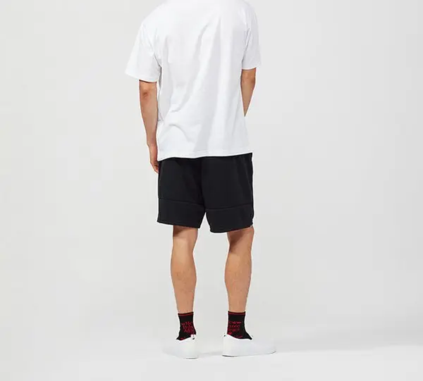 NEW BALANCE Essentials Pocket T-shirt Asia Sizing - White