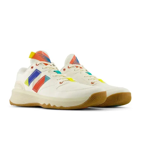 NEW BALANCE Hesi Low Top Sneakers