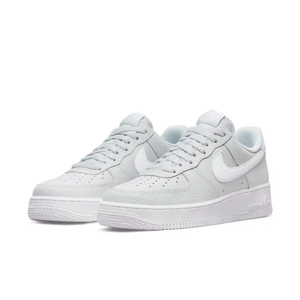 Nike Force 1 '07 Pebbled Low Top Sneakers - Grey/white