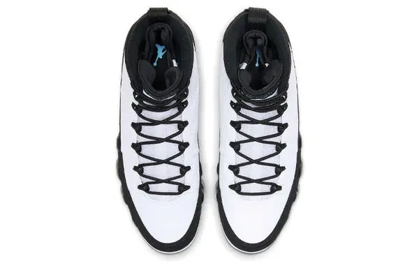 JORDAN Retro High Top Sneakers - White