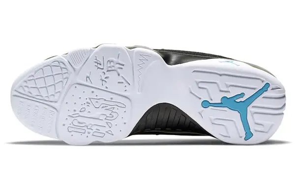 JORDAN Retro High Top Sneakers - White