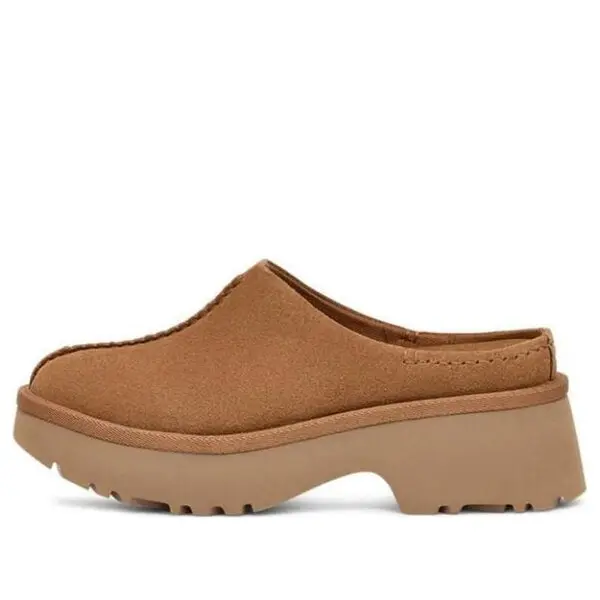UGG New Heights Clog - Chestnut