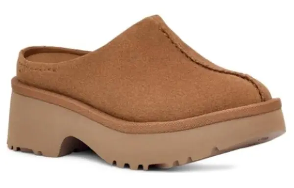 UGG New Heights Clog - Chestnut