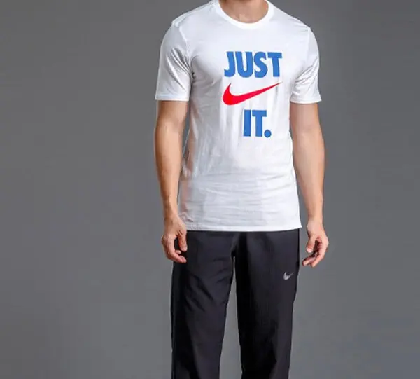Nike Graphic T-shirt