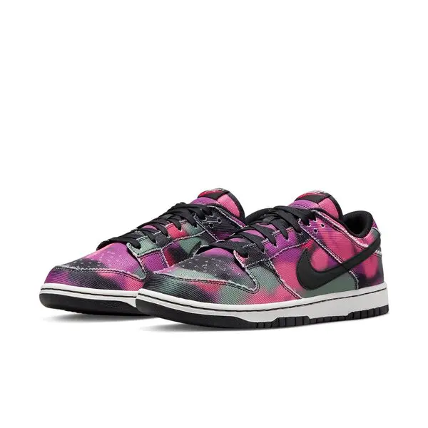 Nike Dunk Low Premium "graffiti