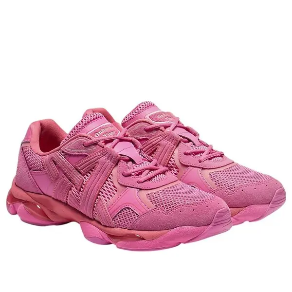 Onitsuka Tiger Tigrun Sneakers - Dragon Fruit