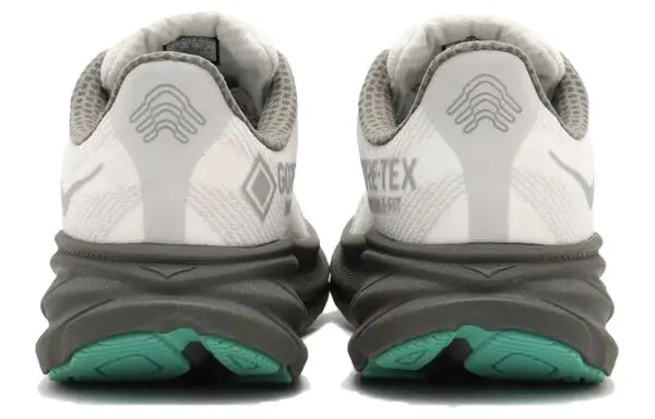 Hoka One One Clifton Gore-tex "stealth Tech" Sneakers - White/black/grey