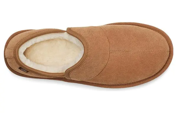 UGG Slipper - Chestnut