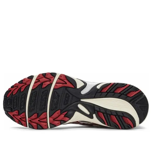 Asics Gel-kahana Tr V4 Sneakers - Silver/cream/red