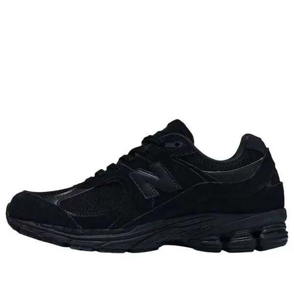 NEW BALANCE 2002r Athletic Sneakers - Black/black