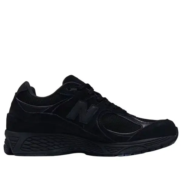 NEW BALANCE 2002r Athletic Sneakers - Black/black