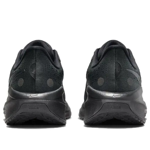 Nike Zoom Vomero 17 Sneakers - Black