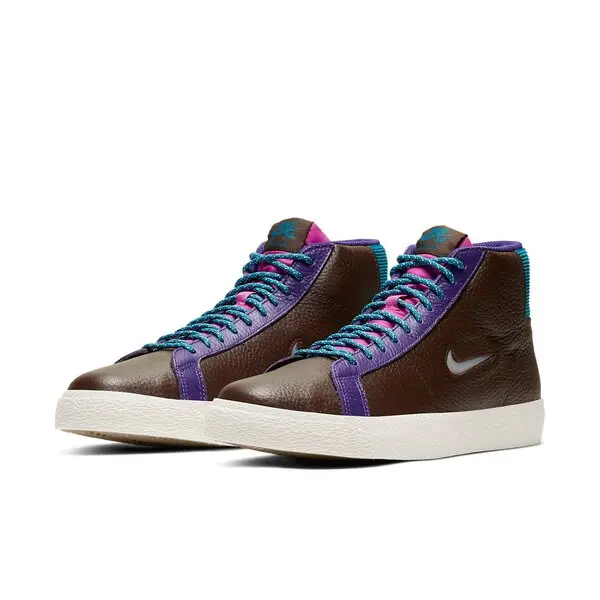 Nike Zoom Blazer Mid Premium Sb "pacific Northwest" Sneakers - White/brown/blue