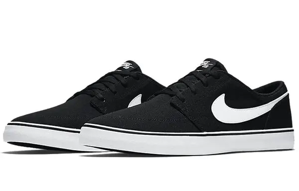 Nike Portmore 2 Solar Canvas Sb Low Top Sneakers - Black