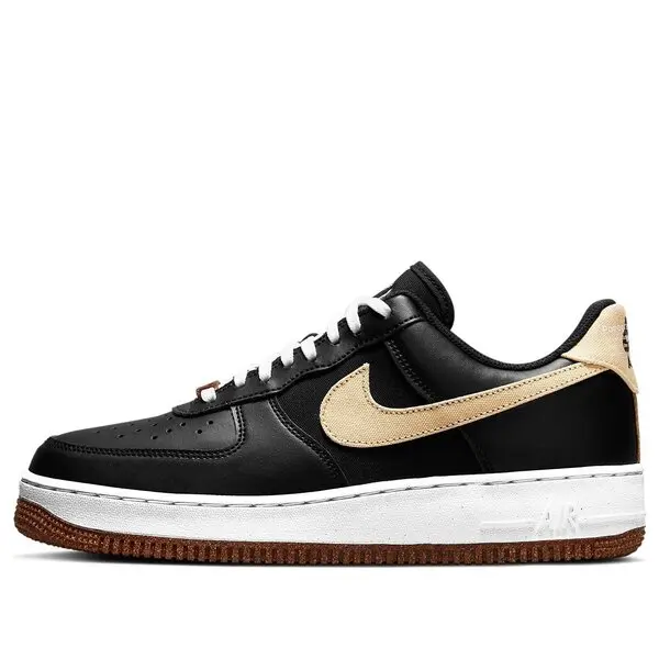Nike Force 1 '07 Lv8 Sneakers