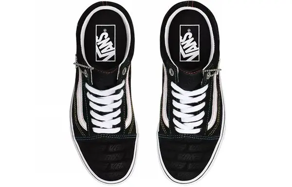 VANS Embossed Old Skool Shoes - Black