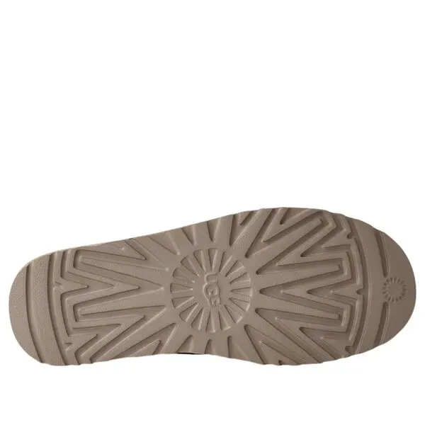 UGG Neumel Moc Nubuck Lace Up Chukka - Cobblestone