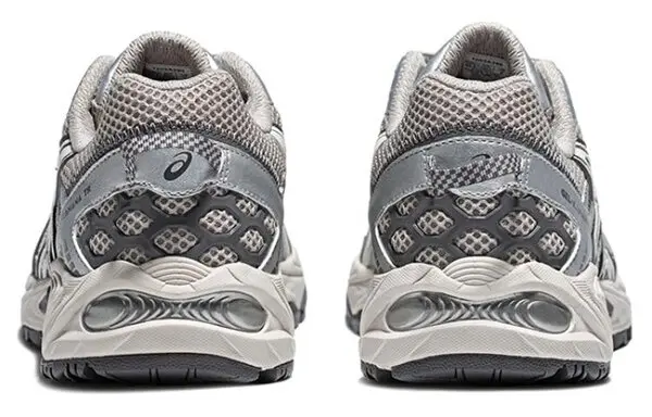 Asics Gel-kahana Tr Sneakers - Grey/silver/white