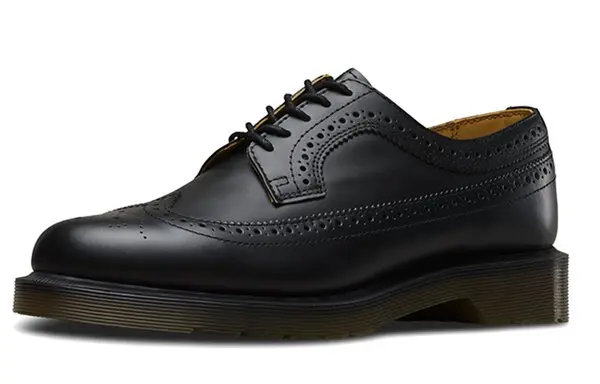 Dr. Martens 3989 Brogue Smooth Leather Oxford Shoes