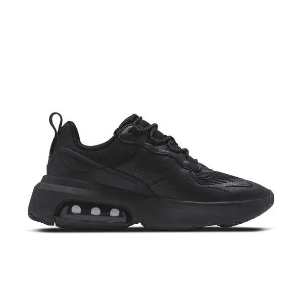 Nike Max Verona Sneakers