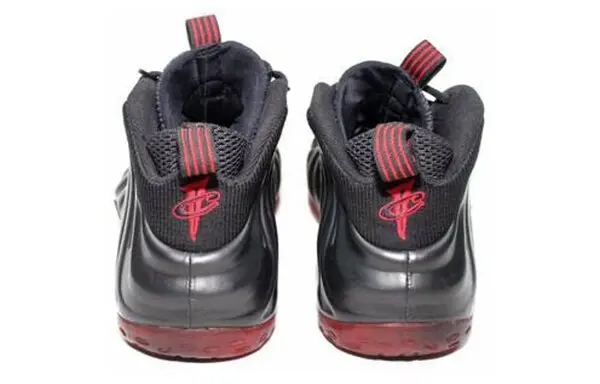 Nike Foamposite One Basketball Sneakers - Black