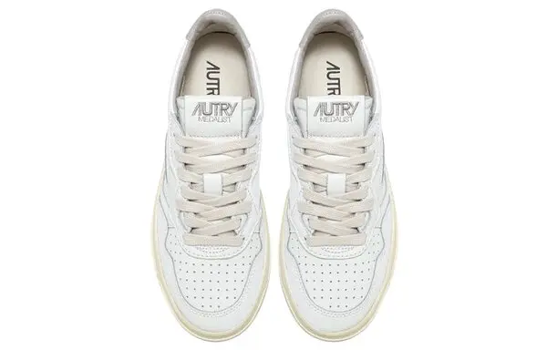 AUTRY Medalist Leather Low Top Sneakers - White/grey