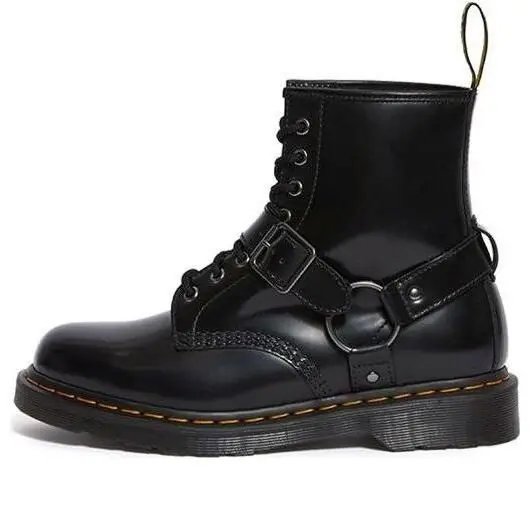 Dr. Martens Bradfield Triangle 8-eye Boots - Black