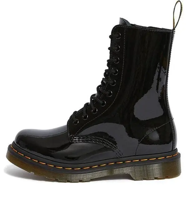 Dr. Martens 1490 Patent Lamper Boots - Black