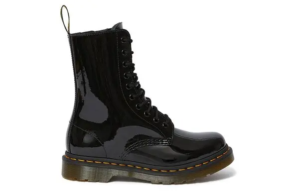 Dr. Martens 1490 Patent Lamper Boots - Black