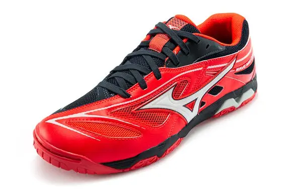 Mizuno Wave Medal 6 Athletic Sneakers - Red/black