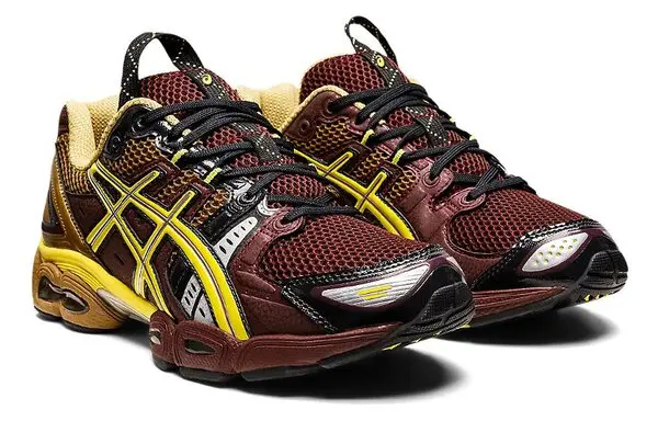 Asics Ub3-s Gel-nimbus "rum Raisin" Lace-up Sneakers - Brown/yellow