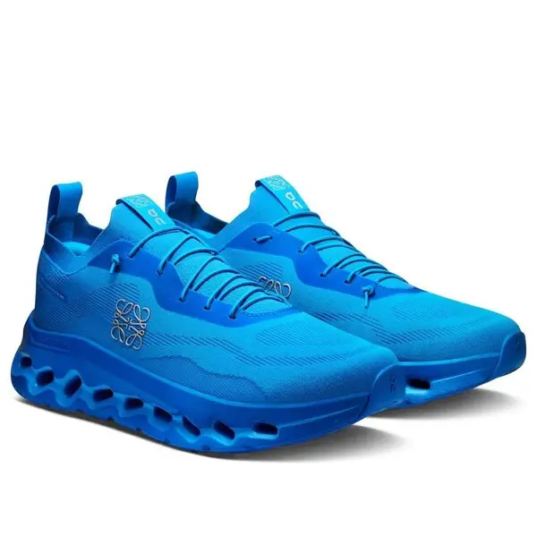 On Cloudtilt Sneakers