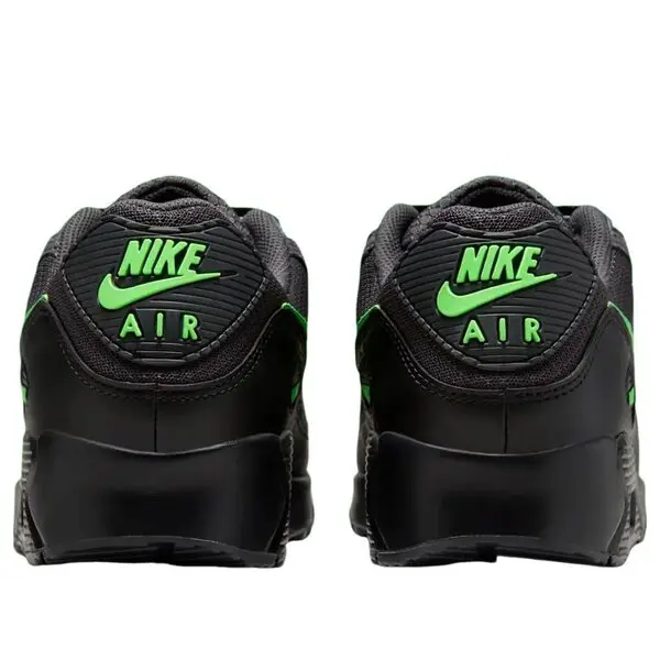 Nike Max 90 Sneakers