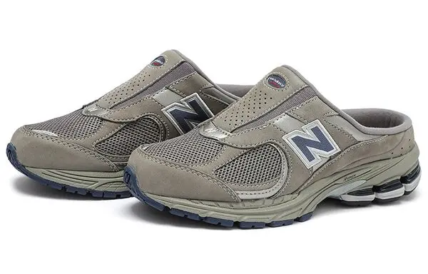 NEW BALANCE 2002r Mule Sneakers - Grey