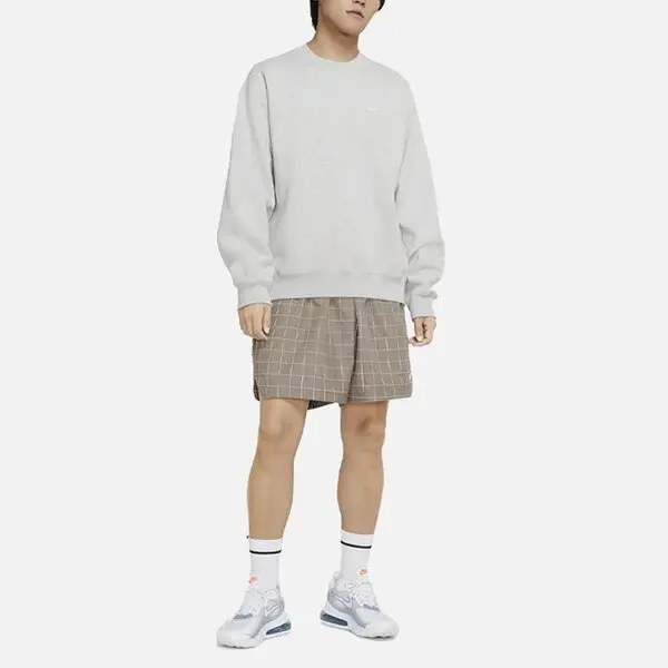 Nike Embroidered Logo Crewneck Long Sleeve