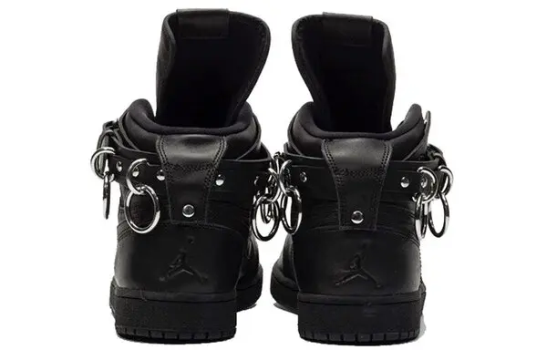 JORDAN 1 Retro Strap High X Comme Des Garcons