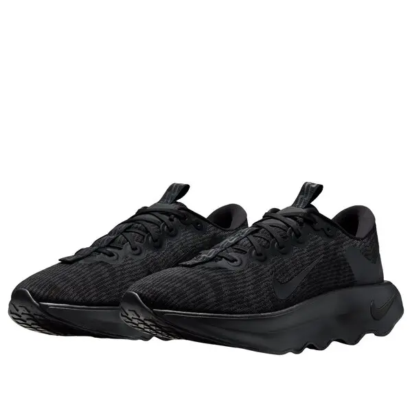 Nike Motiva Sneakers - Black