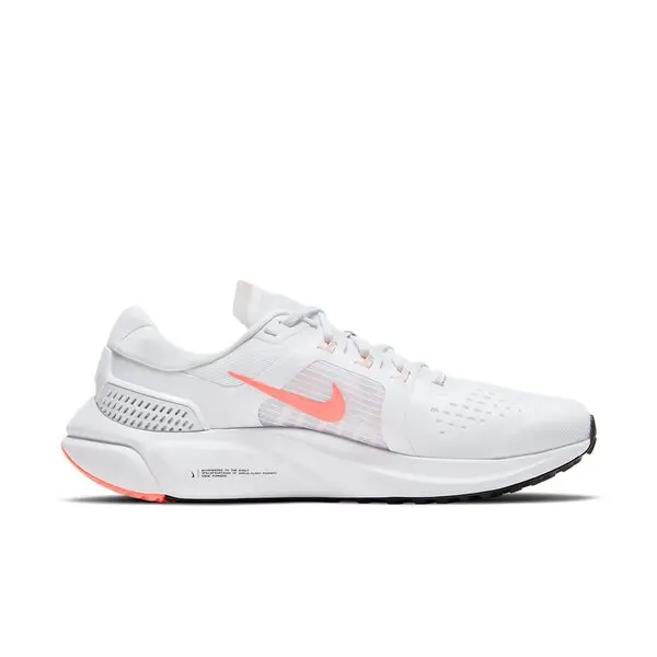 Nike Zoom Vomero 15 Athletic Sneakers - White/pink