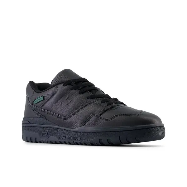 NEW BALANCE 550 Sneakers - Black