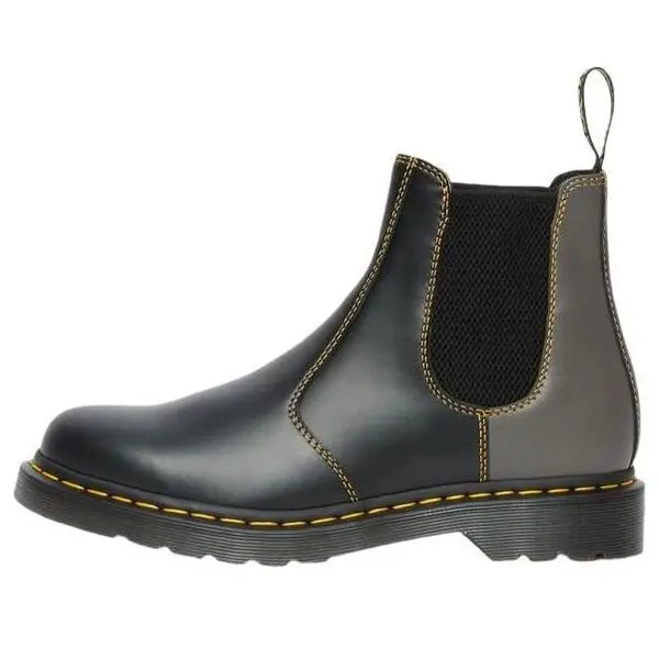 Dr. Martens 2976 Smooth Leather Chelsea Boots - Black