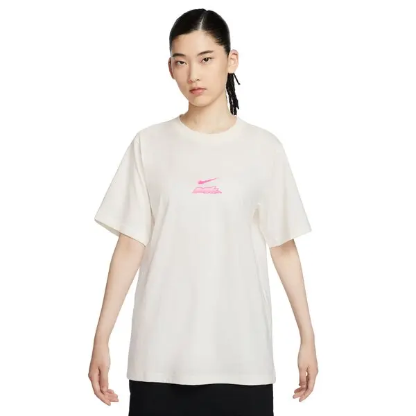 Nike Essential T-shirt Asia Sizing