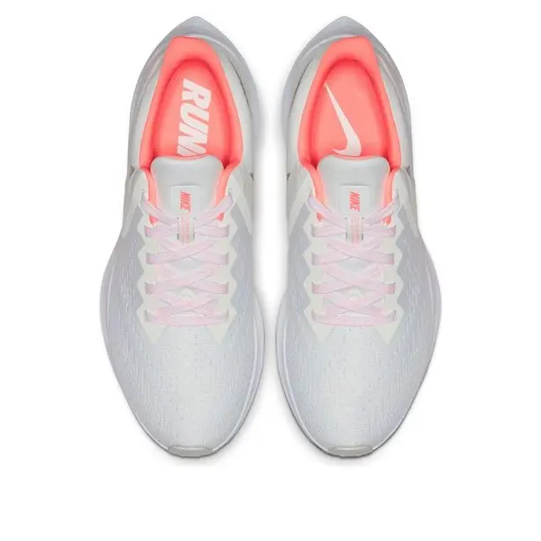 Nike Zoom Winflo Athletic Sneakers