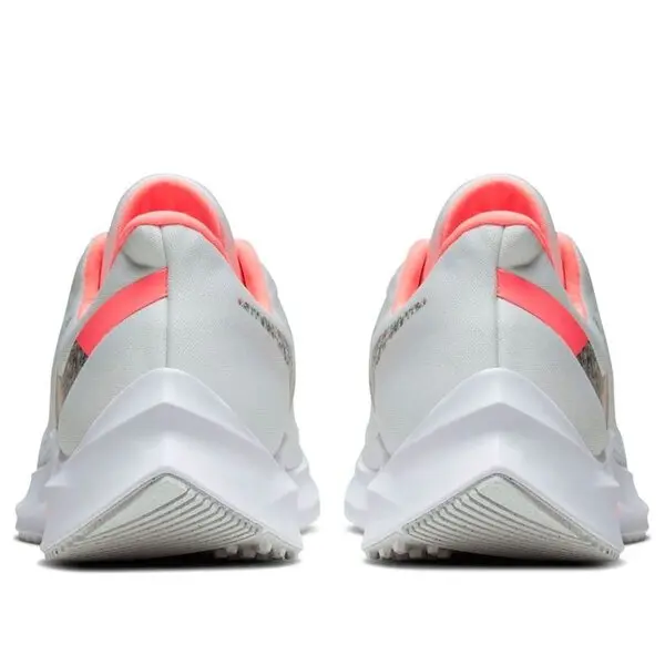 Nike Zoom Winflo Athletic Sneakers