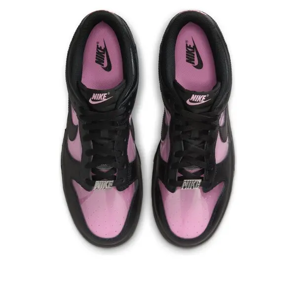 Nike Dunk Low Sneakers