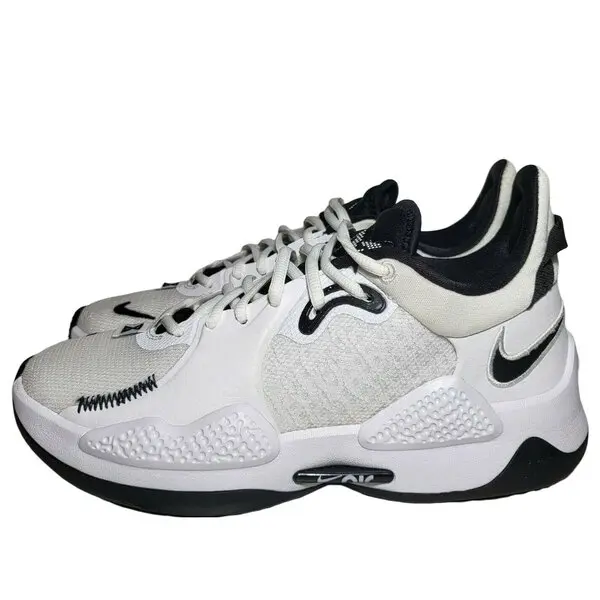 Nike Pg 5 Tb Low Top Sneakers - Whiteblack