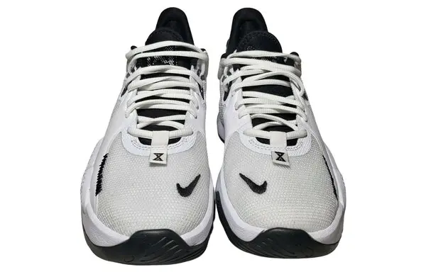 Nike Pg 5 Tb Low Top Sneakers - Whiteblack