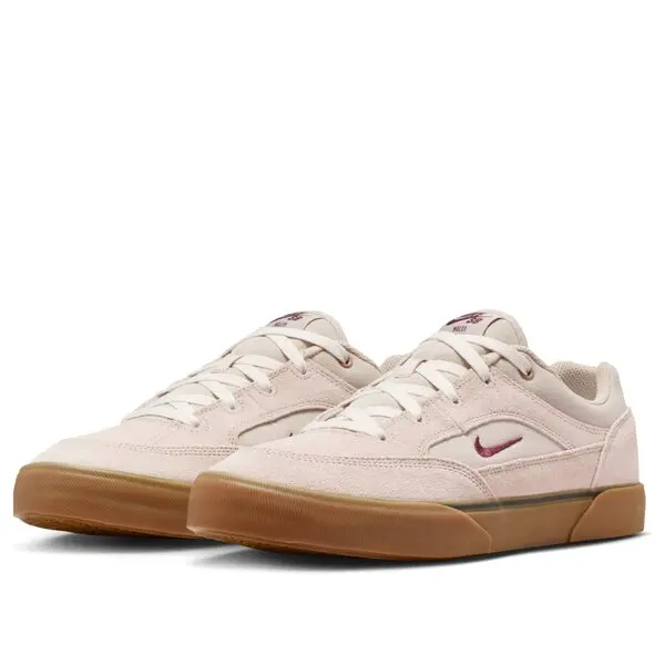 Nike Malor "cream Gum" Sneakers